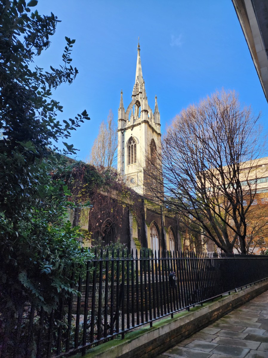 Ruins of Saint Dunstan on the East – Sitch Travels